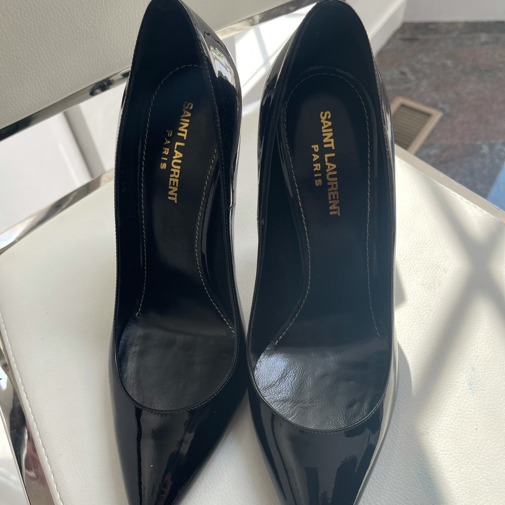 Ysl Opyum Pumps In Patent Leather With Black Heel - Gem